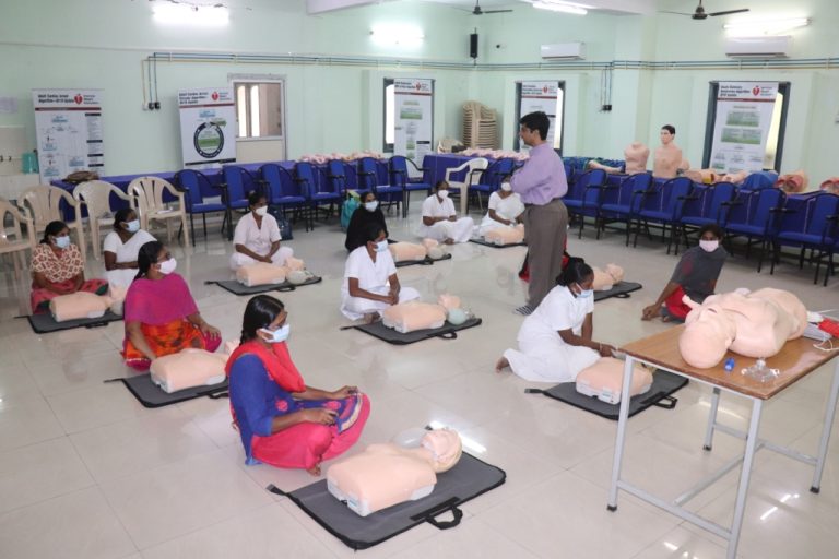 BCLS TRAINING TO NURSING STAFF – Dr.PSIMS & RF